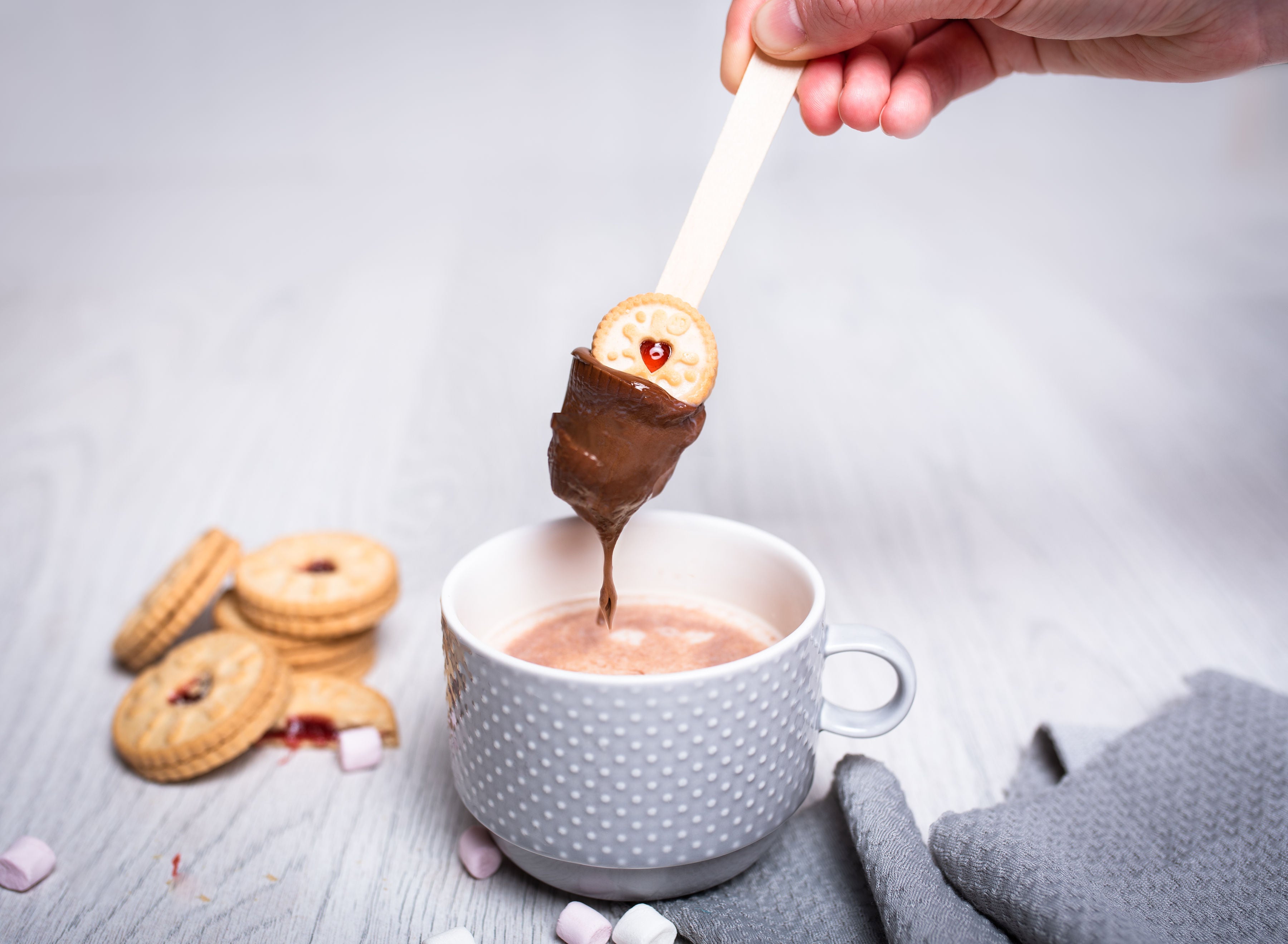 Hot Chocolate – Cocoa & Paper